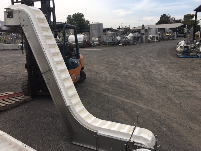 cleated incline conveyor - FA Maker