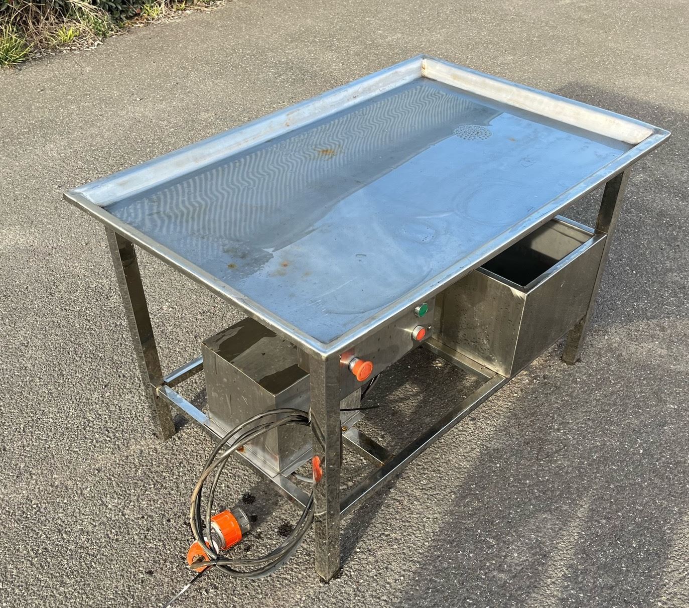 Wash Down Table |FA Maker