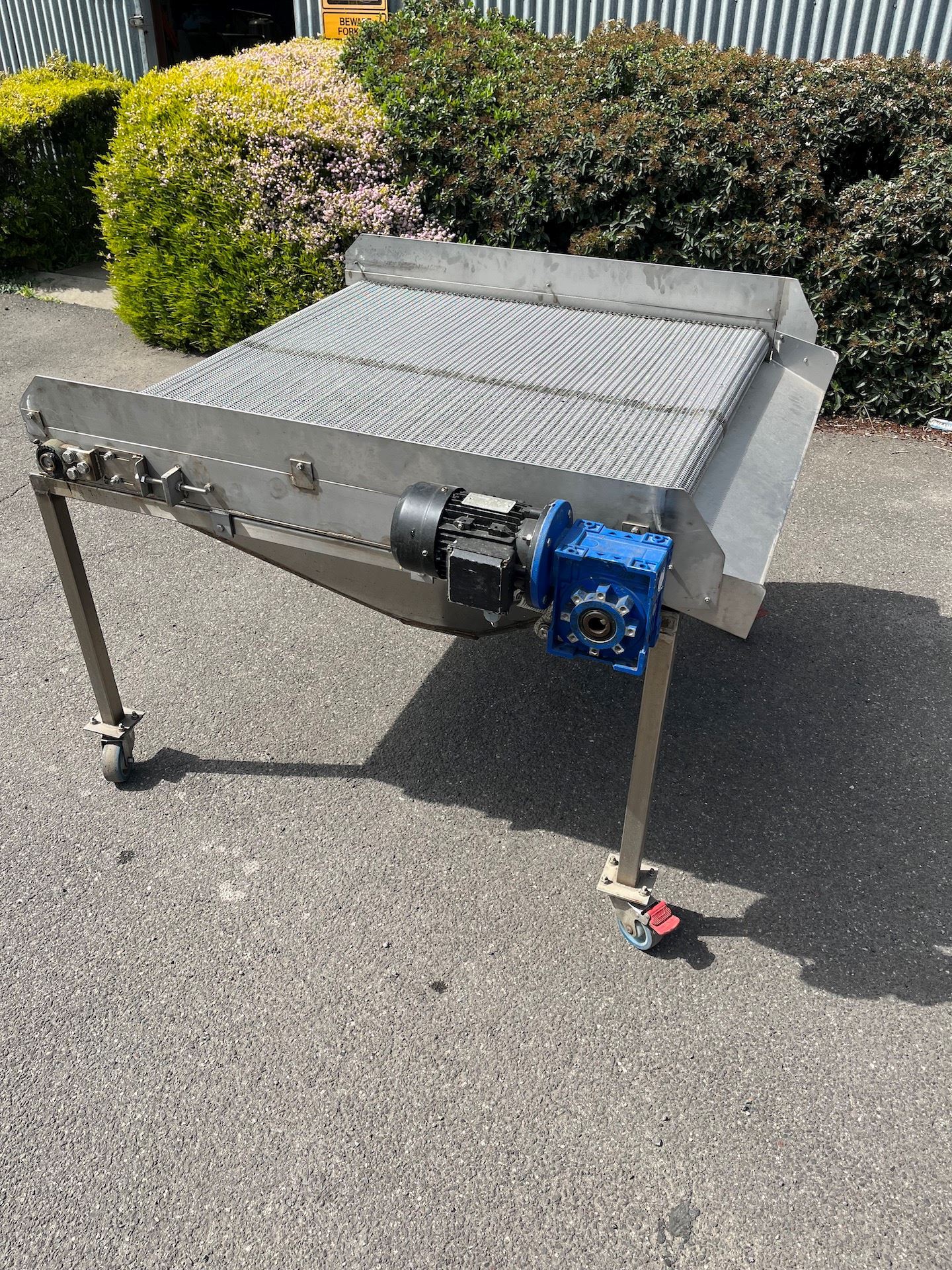 Food Grade Mesh Conveyor - FA Maker