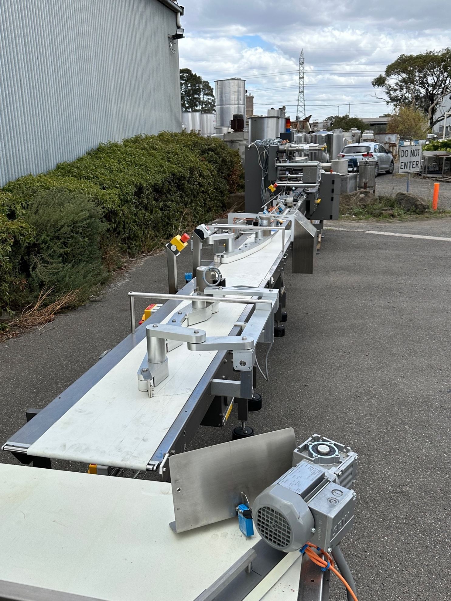 Bosch Horizontal Flow Wrapper confectionary line |FA Maker