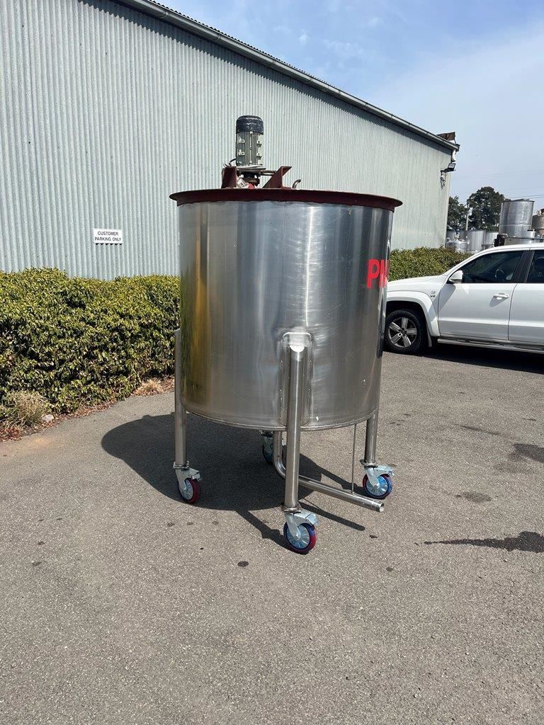 Stainless Steel Tank with Agitator |FA Maker